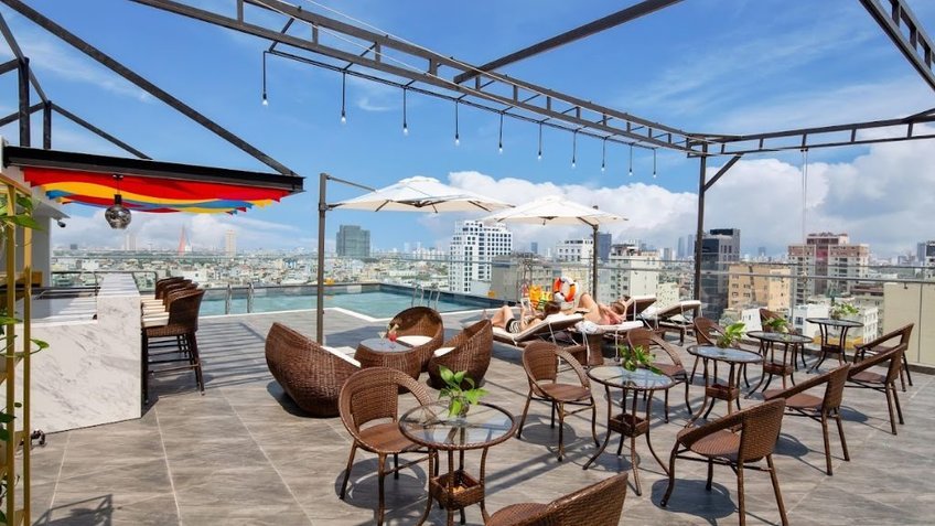 Đặt Golden Line Hotel Đà Nẵng Bãi biển Mỹ Khê giá tốt nhất - BestPrice