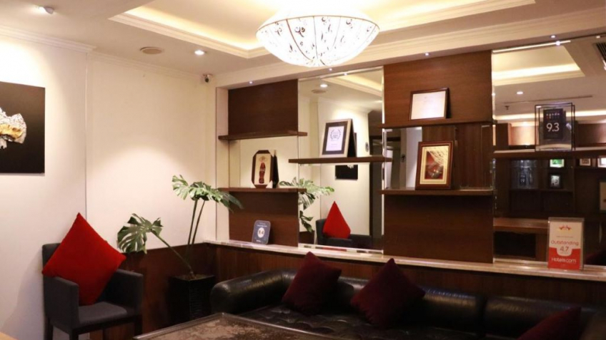 Đặt Sạp Hotel By Connek Hanoi Quận Hoàn Kiếm giá tốt nhất - BestPrice