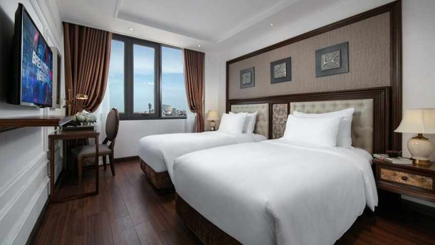 Đặt The Q Hotel Quận Ba Đình giá tốt nhất - BestPrice